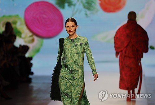 RUSSIA FASHION : 네이트 뉴스