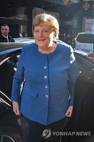 ITALY GERMANY MERKEL BOOK : 네이트 뉴스