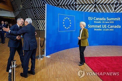 BELGIUM EU CANADA SUMMIT : 네이트 뉴스