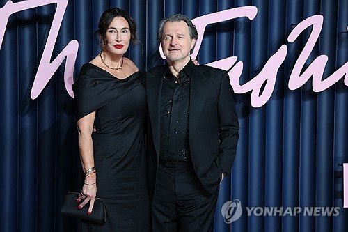 BRITAIN FASHION AWARDS : 네이트 뉴스