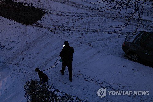 epaselect GERMANY BERLIN POWER OUTAGE : 네이트 뉴스