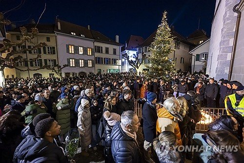 SWITZERLAND CRANS-MONTANA FIRE TRIBUTE : 네이트 뉴스