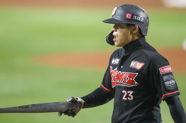 [PO2차전]kt, 라인업 대폭 수정…조용호-황재균 테이블세터 출격 : 네이트 스포츠