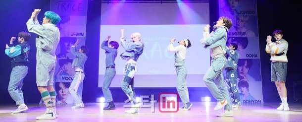 [포토]BAE173, 9명이 하나되는 무대 : 네이트 연예