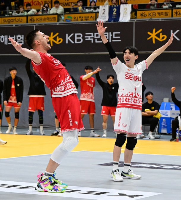 우리카드 마테이·기업은행 아베크롬비, 프로배구 남녀부 3R MVP 선정 : 네이트 스포츠