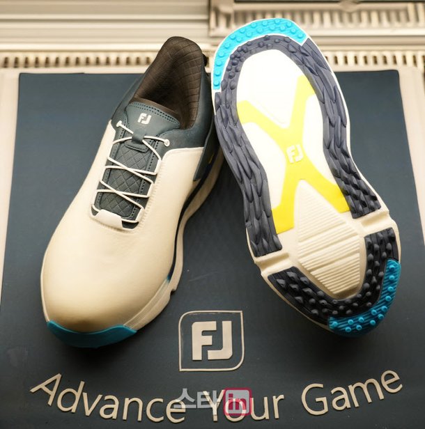 [포토]2024 FJ PRO/SLX 쇼케이스 축하 케이크 : 네이트 스포츠