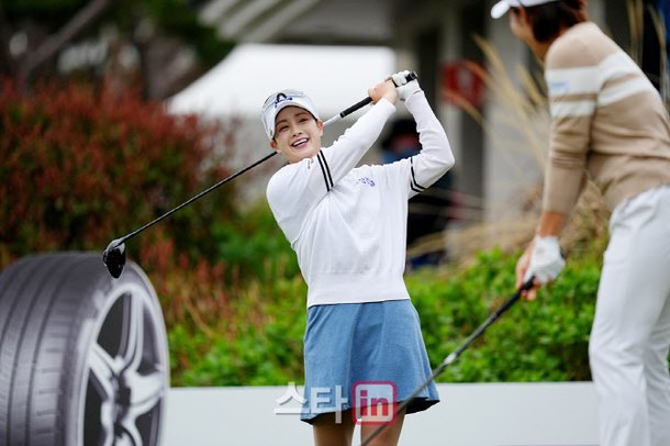 골프in포토 박결 미소와 함께 연습해요 네이트 스포츠