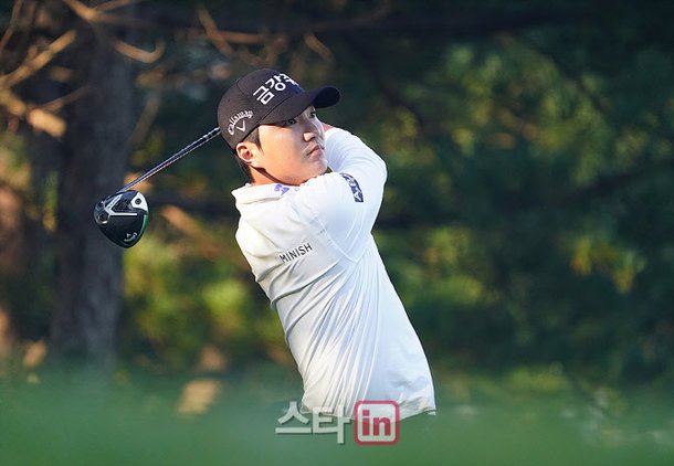 'KPGA 1인자' 등극한 옥태훈…"이제 PGA 투어 준비에 전념" : 네이트 스포츠