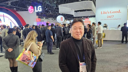 K-벤처 활약엔 그의 지원이…신희동 KETI 원장 "주력산업 AI에 투자해야"[CES 인터뷰] : 네이트 뉴스