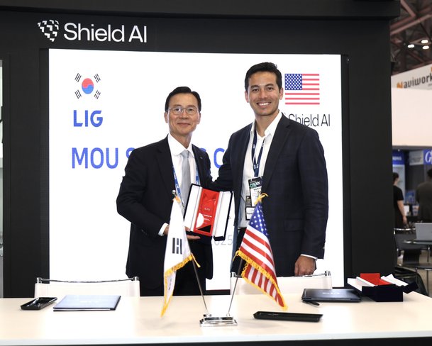 LIG넥스원, 美 쉴드AI와 유무인복합 솔루션 개발 MOU 체결 : 네이트 뉴스