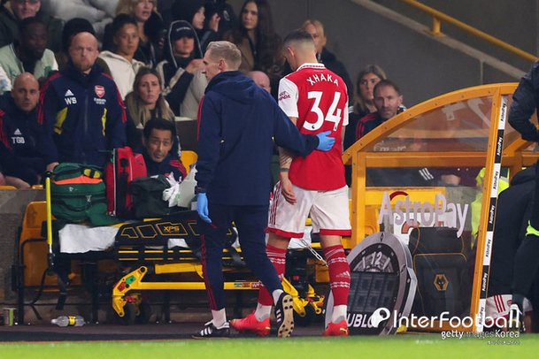 [EPL 리뷰] '외데가르드 멀티골!' 아스널, 울버햄튼 2-0 제압…'8G 무패+맨시티와 5점 차 1위' : 네이트 스포츠