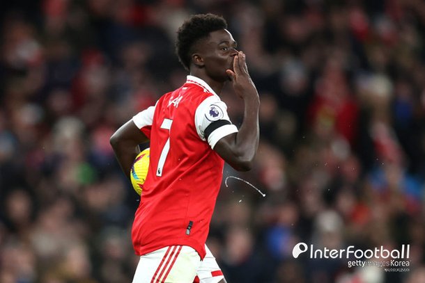 [EPL 리뷰] '마르티넬리 무각도 원더골' 아스널, 웨스트햄 3-1 제압…'9G 무패+1위' : 네이트 스포츠