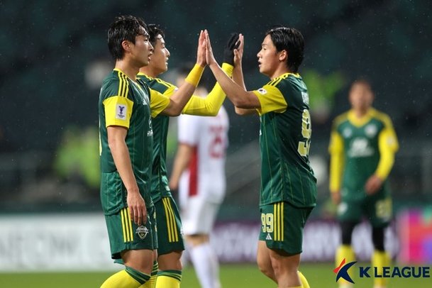 [ACL2 리뷰] '내친김에 승강PO까지' 전북, 분위기 잡았다…세부 4-0 격파! 16강 진출 확정 : 네이트 스포츠