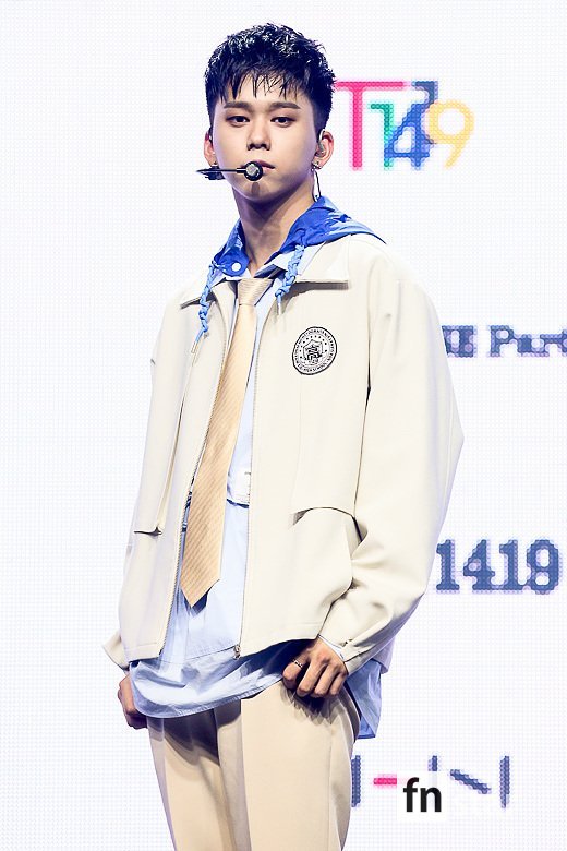 [포토] T1419 케빈, '스모키한 눈가' : 네이트 연예