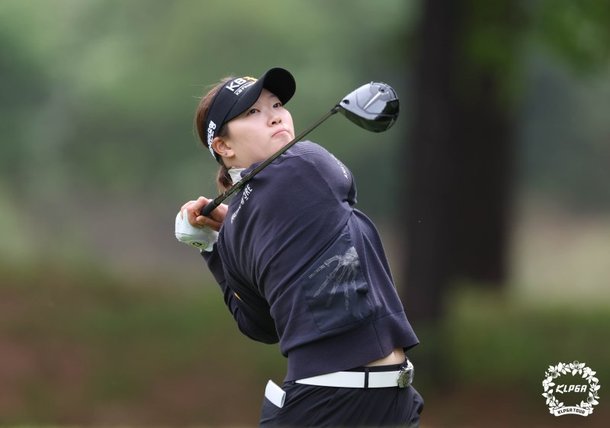 '풀시드 데뷔전' 치르는 방신실, KLPGA 첫 2관왕 도전 : 네이트 스포츠