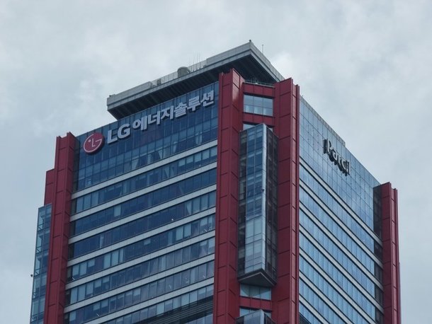 GM, LG엔솔 합작공장 발 뺐다…中CATL과 손잡나 : 네이트 뉴스