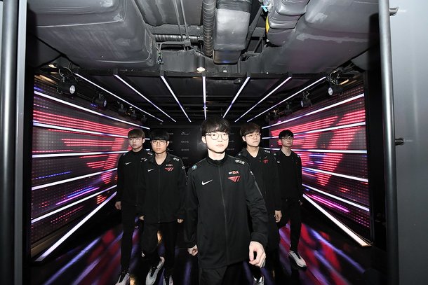 '40분-30분-20분' T1, LCK 9회 우승 위업 달성 : 네이트 뉴스