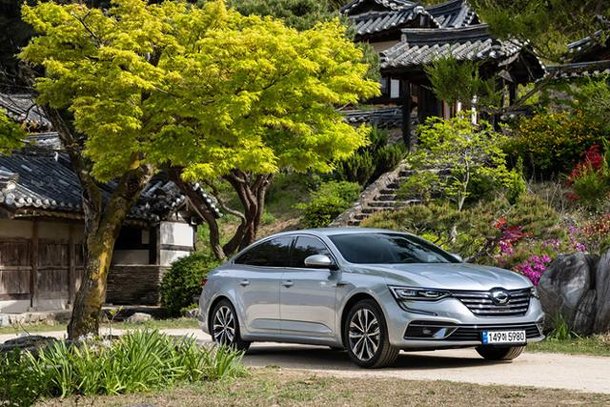 [시승기] 드라이빙의 디테일을 더하고 기능의 매력을 담다…2022 르노삼성 SM6 TCe 260 & TCe 300 : 네이트 뉴스