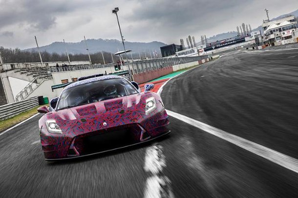 [리뷰] FIA GT2에서 피어나는 레이싱 DNA – 마세라티 MC20 GT2 레이스카 : 네이트 뉴스