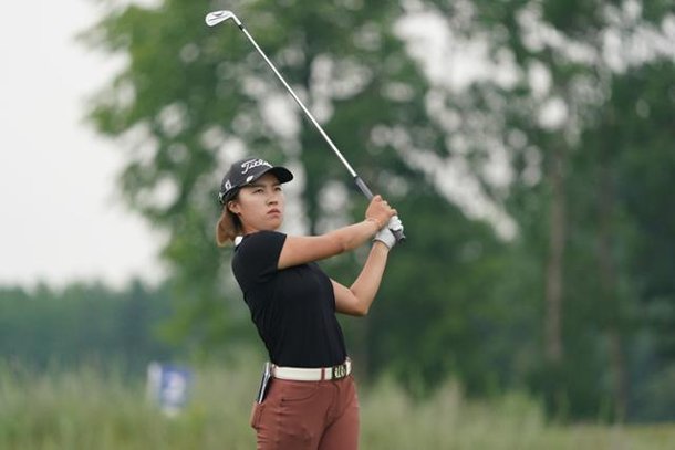 LPGA 2부 거쳐 1부 입성한 강민지 "롤 모델 김효주와 경기 설레요" : 네이트 스포츠