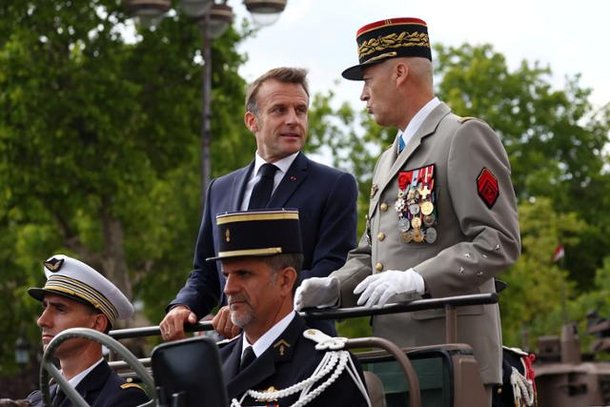 프랑스도 국방비 대폭 올린다…"2027년까지 103조 원으로 증액" : 네이트 뉴스