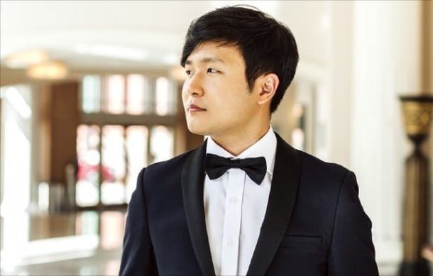 피아니스트 선우예권 "연주는 방전 아닌 충전 기회…생동감이 더 큰 자극 선사" : 네이트 뉴스