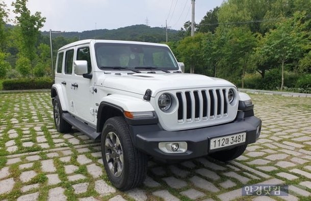 지프 랭글러 오버랜드 파워탑 버튼 하나로 지붕 여는 오프로더 신차털기 네이트 뉴스