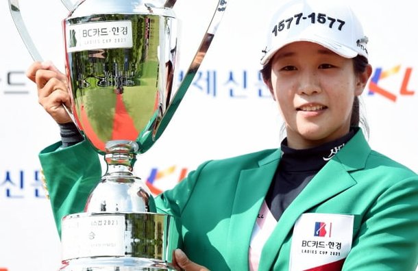 KLPGA 투어 2022시즌 총상금 300억원 돌파…사상 최대 규모 : 네이트 스포츠