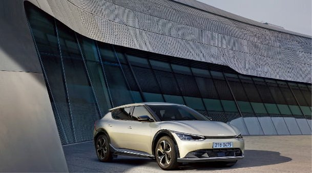 기아, 1회 충전 최대 475㎞ 주행…EV6 출격 : 네이트 뉴스