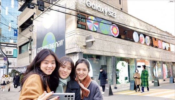 갤S23, 109만대 초반 흥행…'울트라' 인기 : 네이트 뉴스