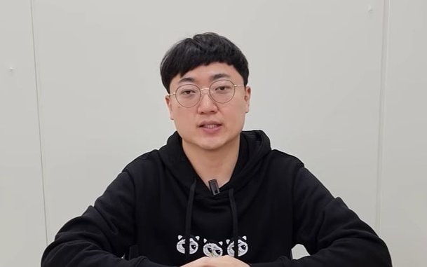 '충주맨' 사직서 냈더니…'97만 구독' 충TV 발칵 뒤집힌 사연 : 네이트 뉴스
