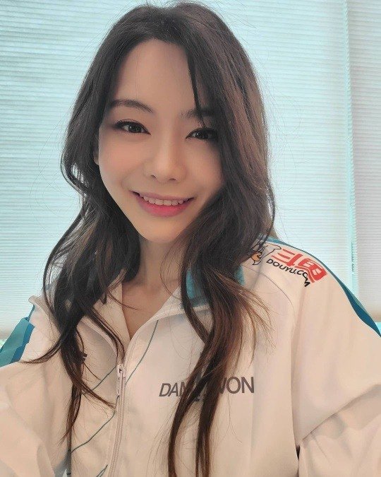 '47.6kg'서유리, LOL 챔피언십 경기 앞두고 "담원 화이팅" : 네이트 연예