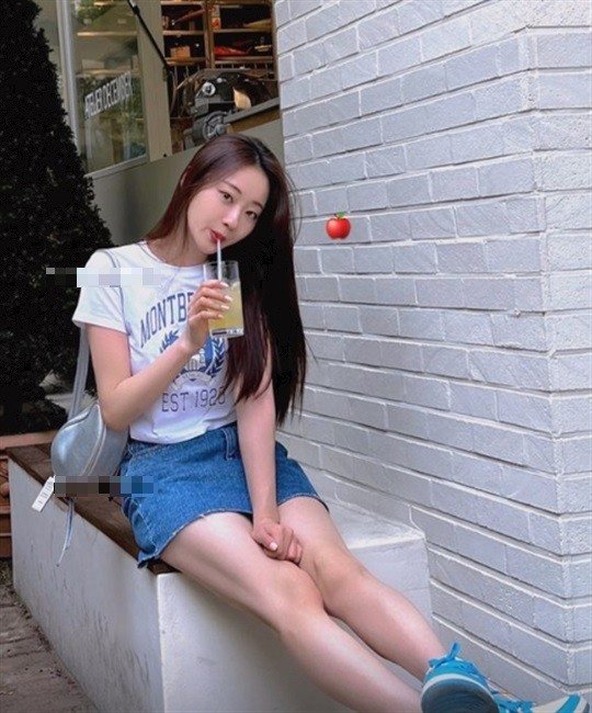 경리, 초미니 입으니 너무 섹시해…170cm-51kg라 가능한 각선미 : 네이트 연예