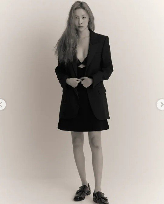 '45.6kg' 선미, 속옷만 입고 파격 노출…30대 되고 섹시美 폭발 : 네이트 연예