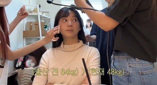 윤승아, 출산 1년만 64kg→48kg 감량 성공 "기침 다이어트한 듯"('승아로운') : 네이트 연예