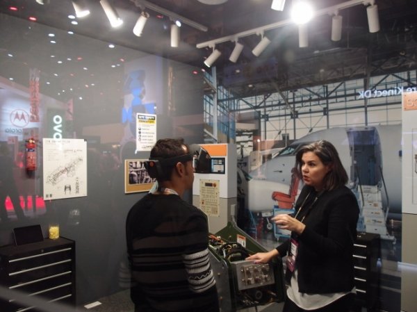 [MWC 2019]5G 타고 날개 단 '혼합현실(MR)'…MWC 장악한 AR글래스·VR기기 : 네이트 뉴스