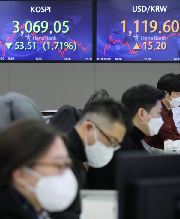 [인더머니] 원/달러 환율 1119원…FOMC 실망감에 열달 만에 최고폭 상승 : 네이트 뉴스