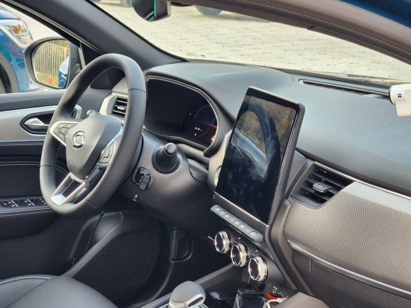 [시승기-XM3 E-TECH 하이브리드] 고속도로 연비 21㎞/ℓ…전기차 쏙 빼닮았네 : 네이트 뉴스