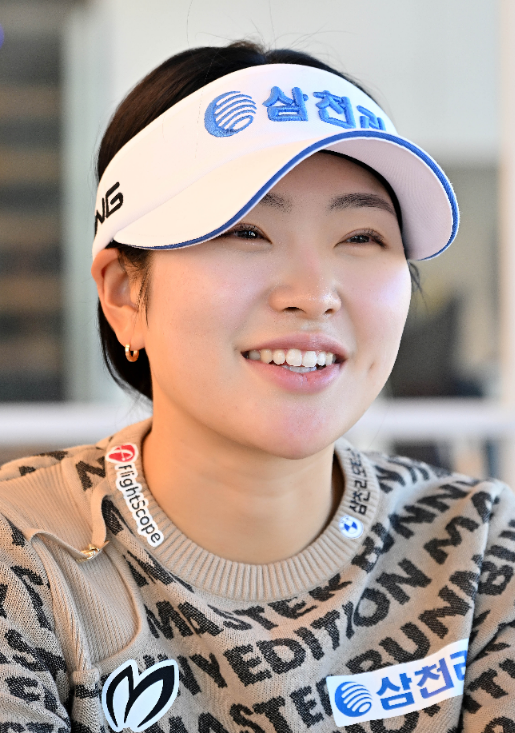 유현조 "목표 이룬 첫 시즌, 내년엔 상금왕 도전" : 네이트 스포츠