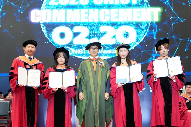 "과학-사회 잇는 리더로 쑥쑥"…UNIST, 글로벌 과학인재 222명 배출 : 네이트 뉴스