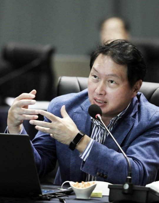 '빅딜' 성공한 최태원, SK CEO들에게 "'파이낸셜 스토리' 써라" : 네이트 뉴스