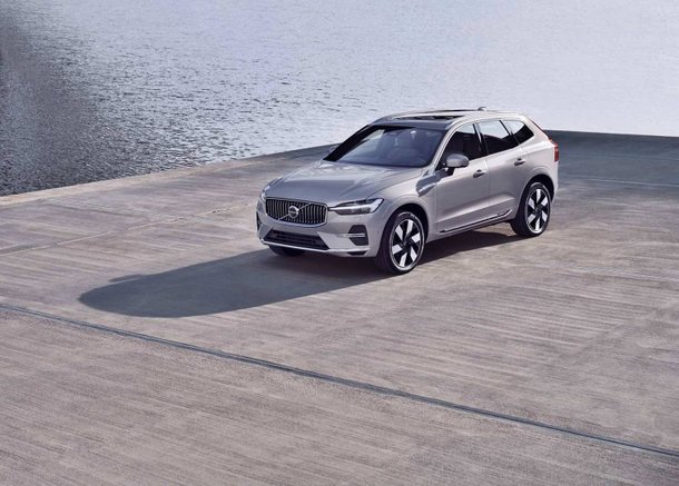 [신차공개] 볼보 'XC60 25년식' 출시·람보르기니 우라칸 후속 '테메라리오' 공개 : 네이트 뉴스