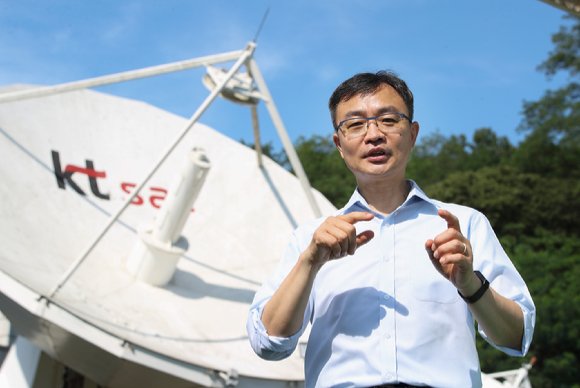 최경일 KT SAT "20년전 아이폰 상상에 웃었지만…6G 위성통신 현실 열린다" : 네이트 뉴스
