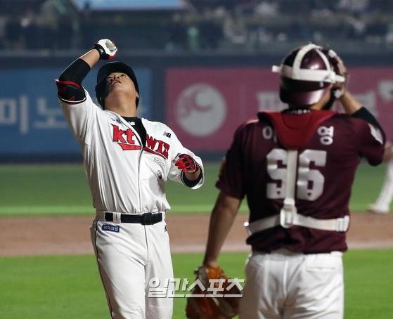 [준PO4] PS 첫 아치+4G 연속 타점…국가대표 4번 타자가 돌아왔다 : 네이트 스포츠