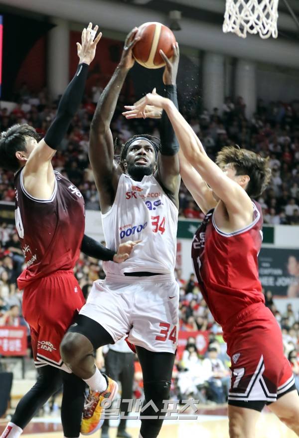 '챔프전 끝까지 간다' KGC, SK에 대역전승…14년 만에 7차전 성사 [IS 안양] : 네이트 스포츠