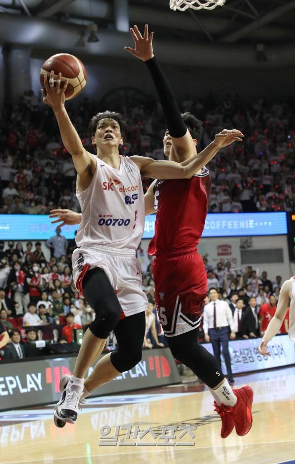 14년 만의 7차전, 사상 첫 연장까지…'역대급' 챔프전 펼친 KGC·SK : 네이트 스포츠