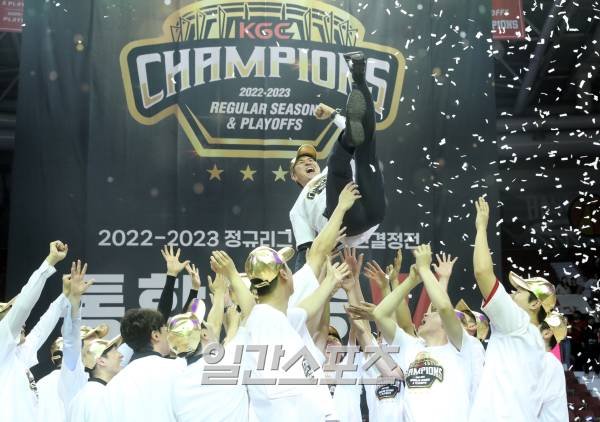 14년 만의 7차전, 사상 첫 연장까지…'역대급' 챔프전 펼친 KGC·SK : 네이트 스포츠