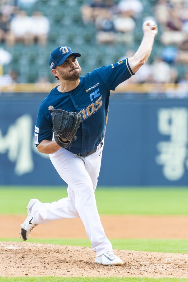 [IS 스타] 최고 145㎞/h 태너, 2G 연속 QS…KBO리그 첫 승 사냥 : 네이트 스포츠