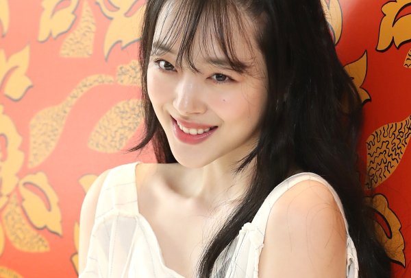 [28th BIFF] '진리에게' 감독 "故설리 그리워하는 진리들을 위한 영화" : 네이트 연예