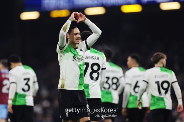 '12경기 무패' 리버풀 EPL 선두 재탈환…번리 원정서 2-0 완승, 누녜스?조타 연속골 : 네이트 스포츠